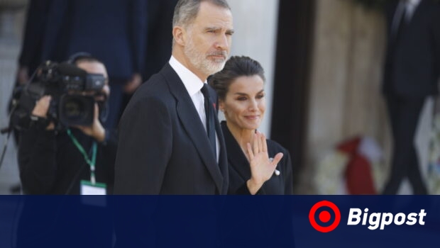 Κηδεία τέως βασιλιά Κωνσταντίνου: Οι βασιλείς, πρίγκιπες και επίσημοι ...