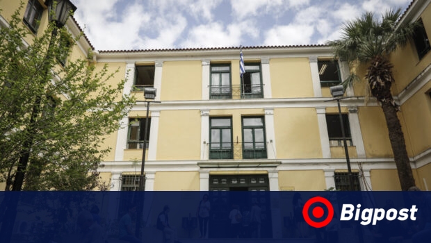 Κρατούμενος στη ΓΑΔΑ ο γνωστός δικηγόρος μετά τη δίωξη σε βαθμό ...