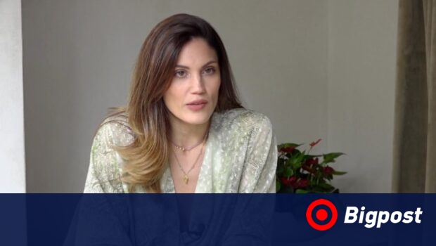 Μαίρη Συνατσάκη: Ο έρωτας με την κόρη της, ο Ίαν Στρατής και οι διατροφικές διαταραχές (video ...