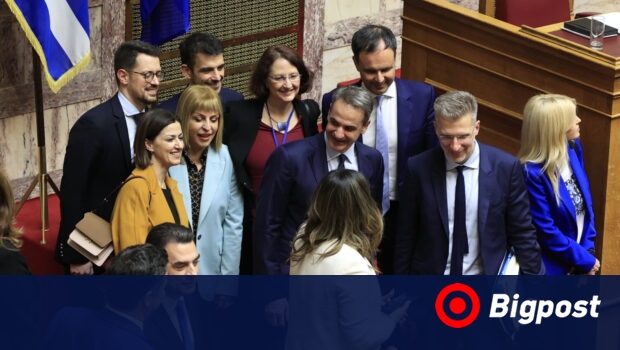Βουλή: Πέρασε το νομοσχέδιο για τον γάμο των ομοφύλων ζευγαριών – 176 ...