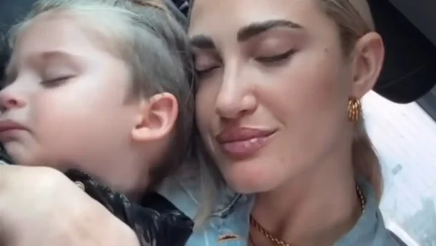 Ιωάννα Τούνη: «Θα μου λείψεις μωρό μου», ο αποχαιρετισμός στο γιό της - Bigpost.gr